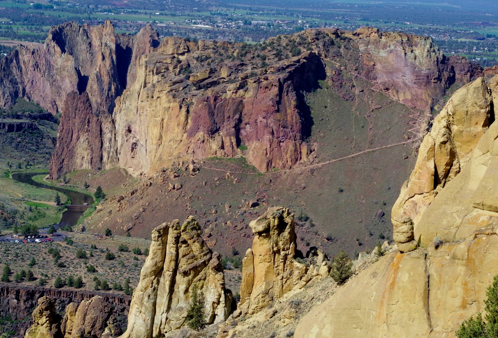 Pacific Northwest Seasons: Hiking Central Oregon: Smith Rock State Park ...