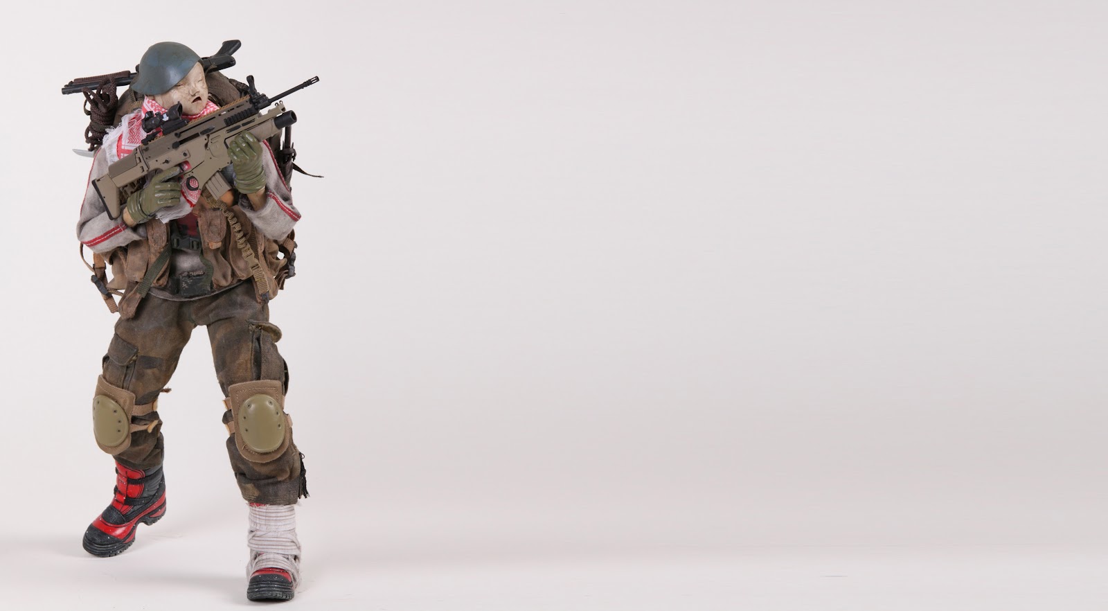 Our Lines by Jorge Negrete: My Custom threeA Toys