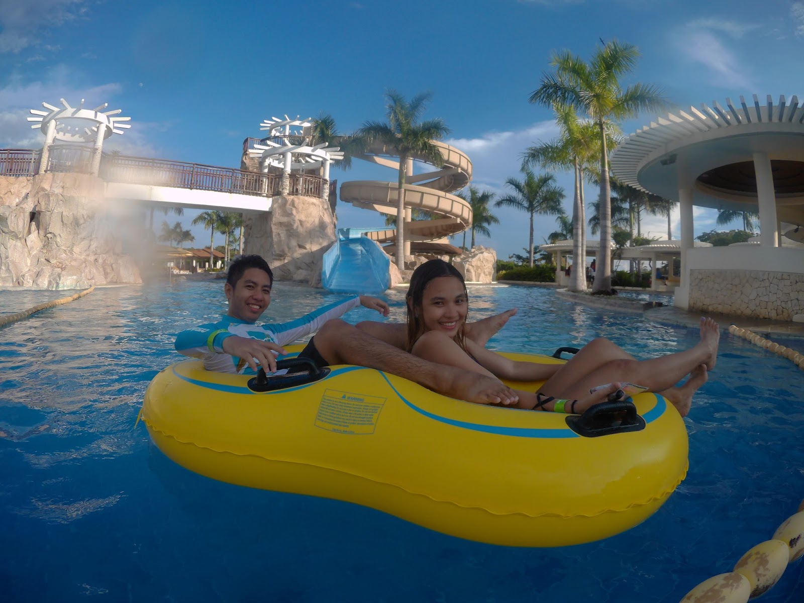 She's The Mom: Exciting Beach Escapade at Aquaria Waterpark, Calatagan ...