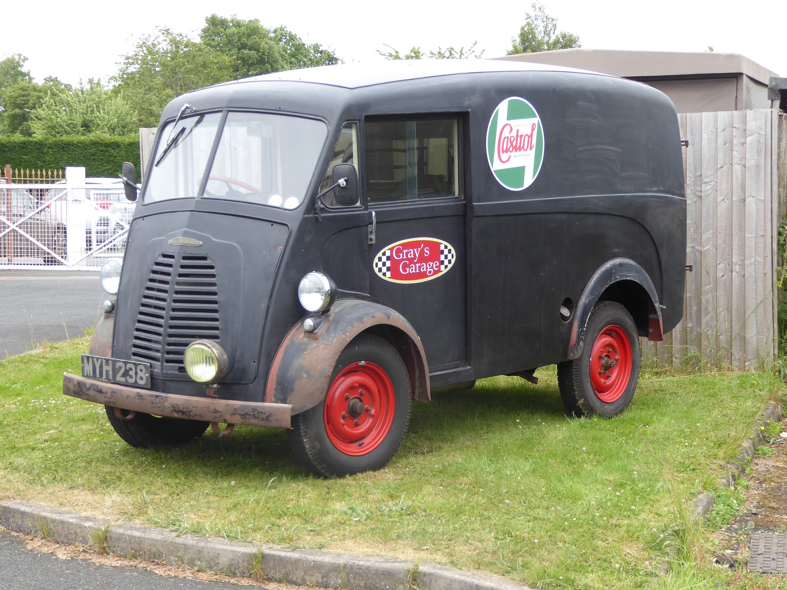 MORRIS-TYPE JB VAN (AUSTIN-101 Version): 70th Anniversary Rally 16th ...