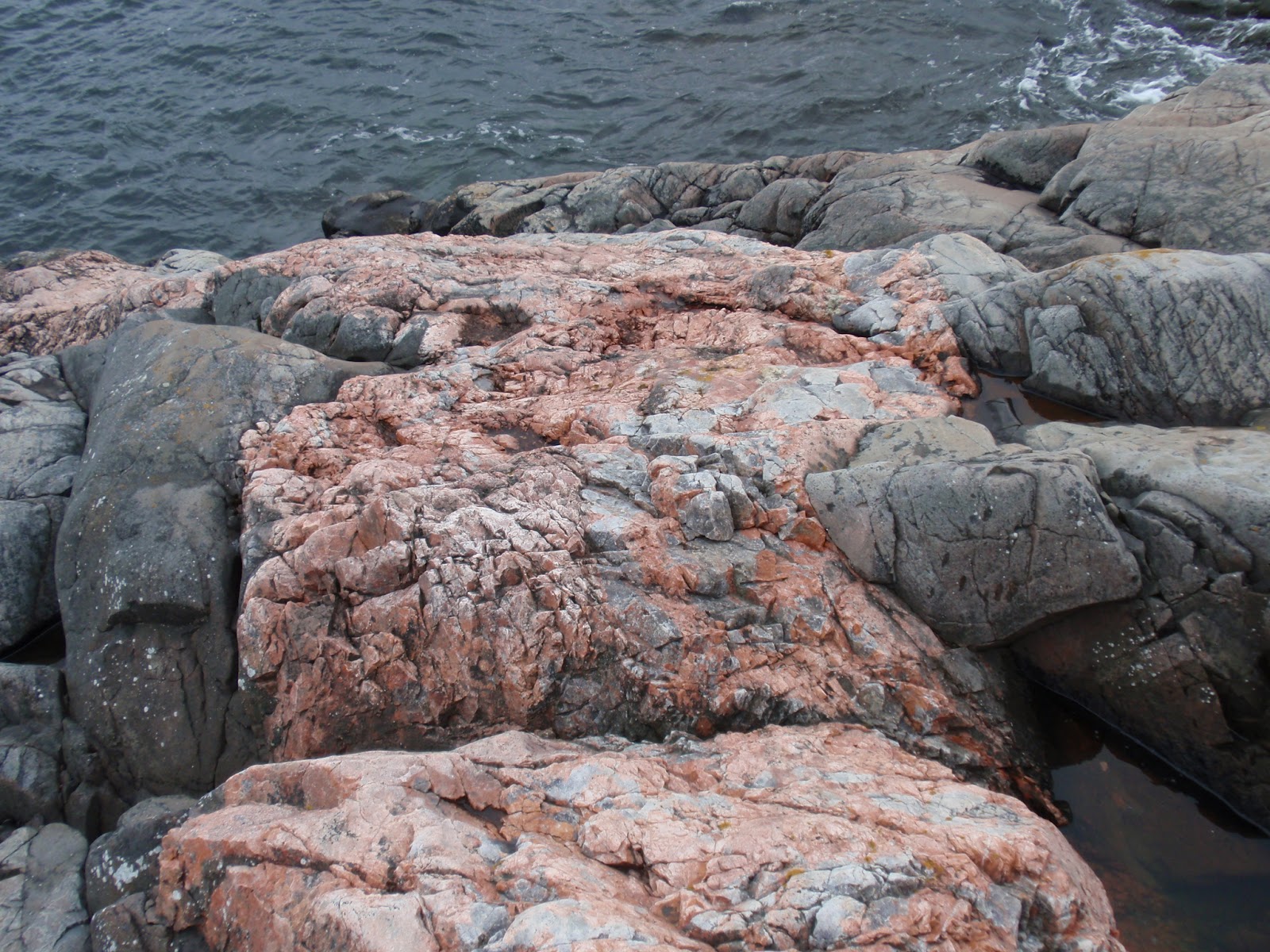 Weird & Wonderful: Hard rock geology at Väddö