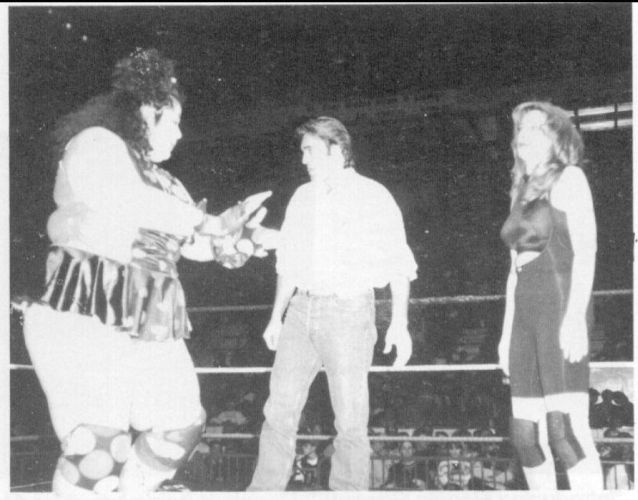 Womens Pro Wrestling: K.C. Houston vs Monster Ripper - Female Pro Wrestlers
