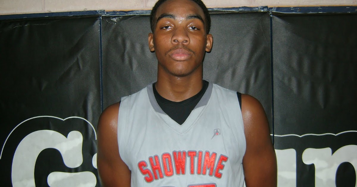 BASKETBALL SPOTLIGHT NEWS: In The Spotlight: Jordan Riley (Showtime All ...
