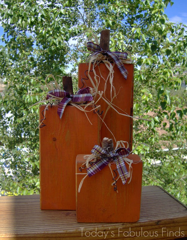 Today's Fabulous Finds: {Spooky} 2x4 Pumpkins