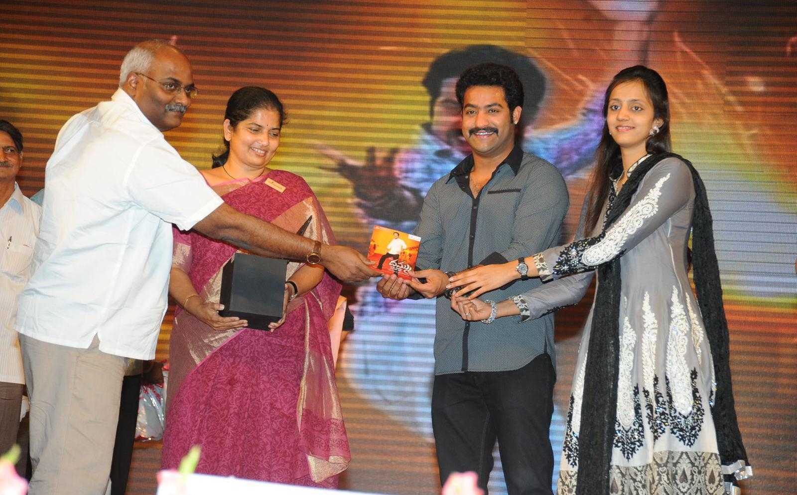 Dhammu-Worldwide Grand release On April 27th-JR.Ntr's Dhammu Movie ...