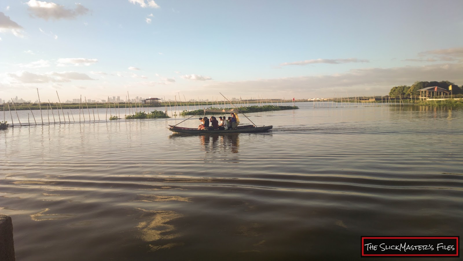 The SlickMaster's Files: StopOver: Angono Lakeside Park