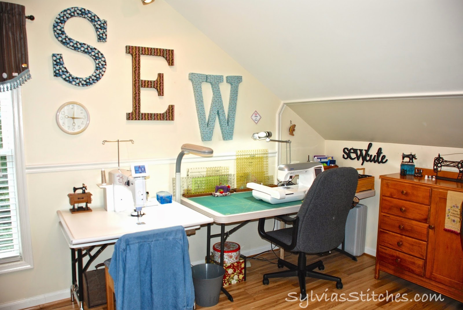 New Sewing Room! - Sylvia's Stitches
