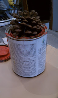 Nadia's DIY Projects: DIY Paint Dipped Pine Cones