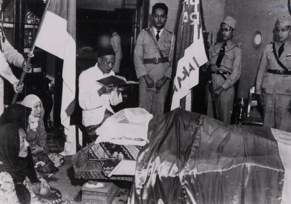 Indonesia Zaman Doeloe: Pemakaman Muhammad Husni Thamrin 1: persiapan ...