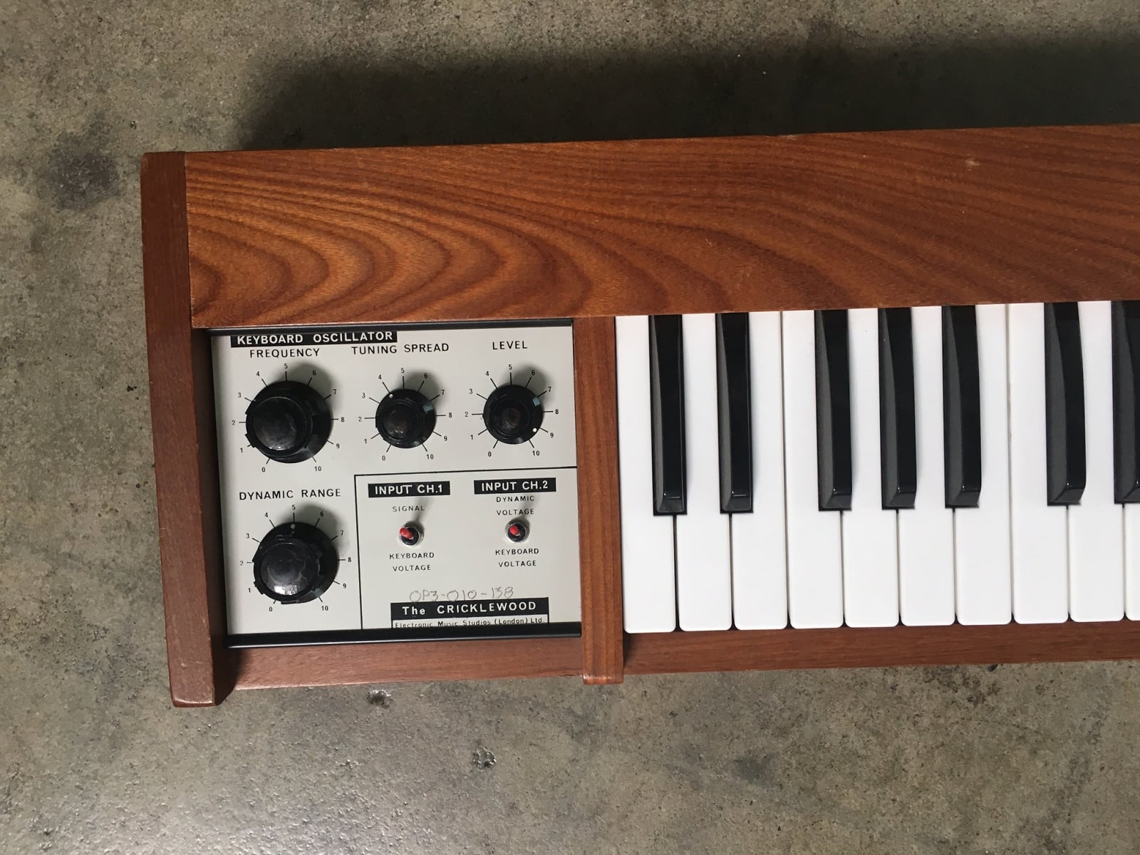 MATRIXSYNTH: EMS Cricklewood Keyboard 1970s Synthi, Putney, VCS3