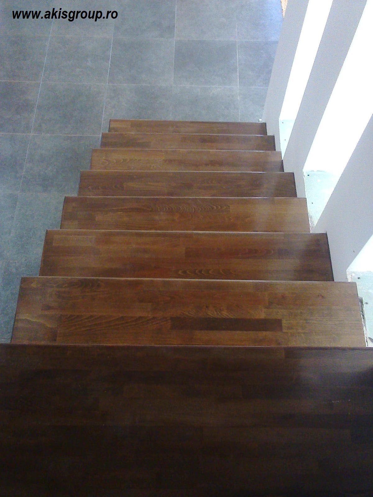 trepte lemn: TREPTE LEMN MASIV MODELE