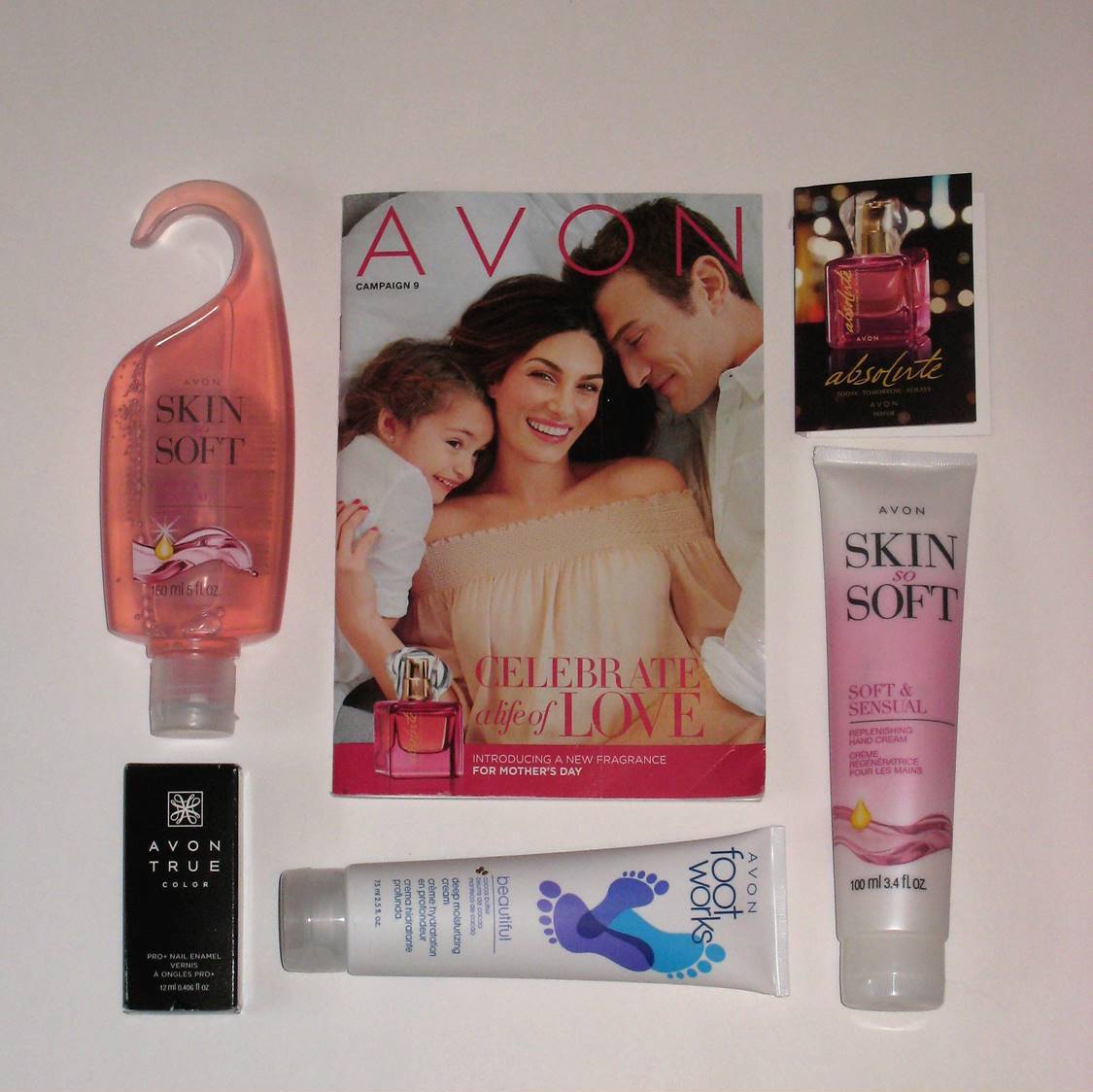 Erica's Fashion & Beauty: Avon Campaign 9 2017 What's Hot