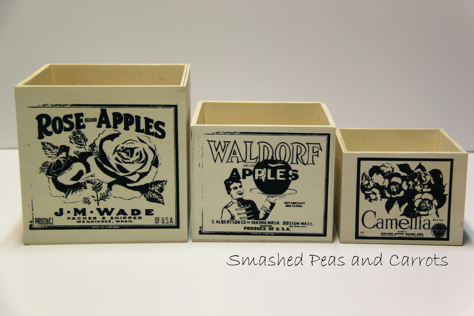 TUTORIAL: How to Make a Vintage Wood Crate And Giveaway - Smashed Peas ...