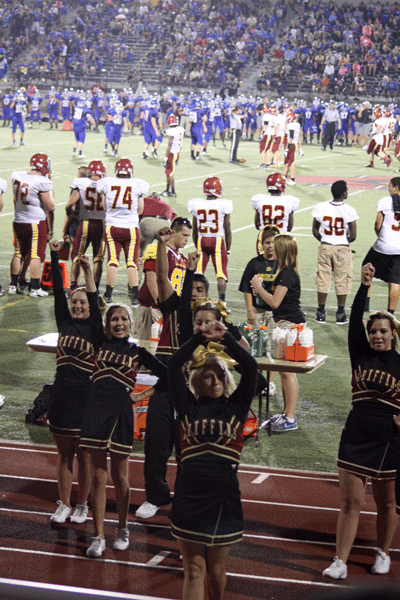 Winnetonka Cheer: More Friday Night Winnetonka Cheer Football Pictures