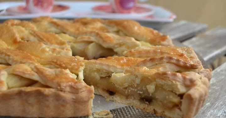 CROSTATA DI MELE E CIOCCOLATO FONDENTE - Anna Maria Conti