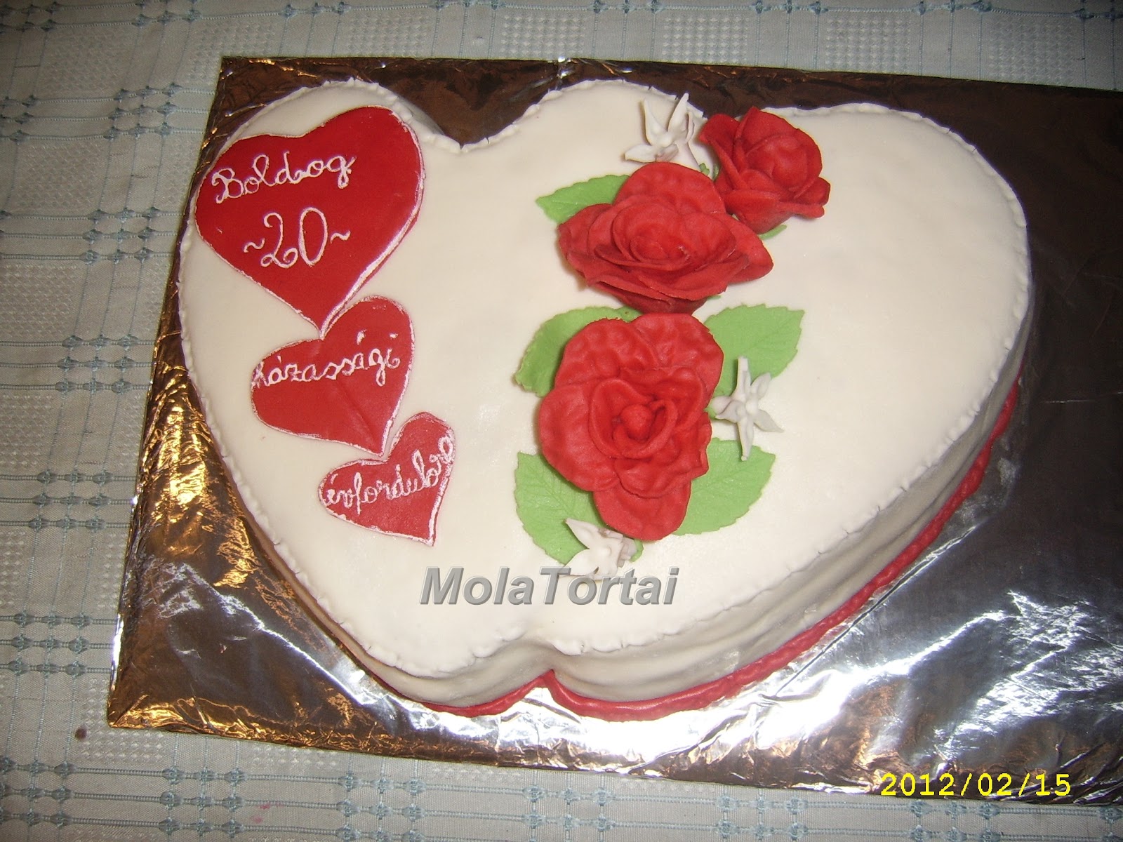 mola tortai: tort inima