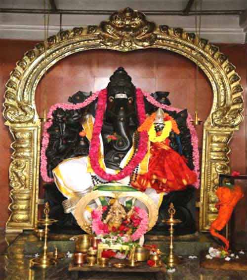 Vallabha Maha Ganapati - Gods Surrounding Mahaganapati in the Four ...