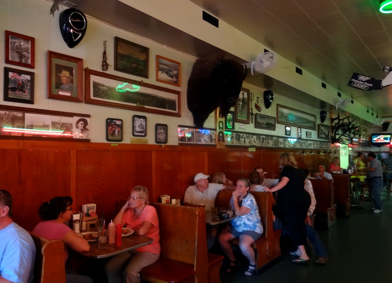 Seattlebars.org: #1843 - The Rainbow Cafe, Pendleton, OR - 8/17/2011