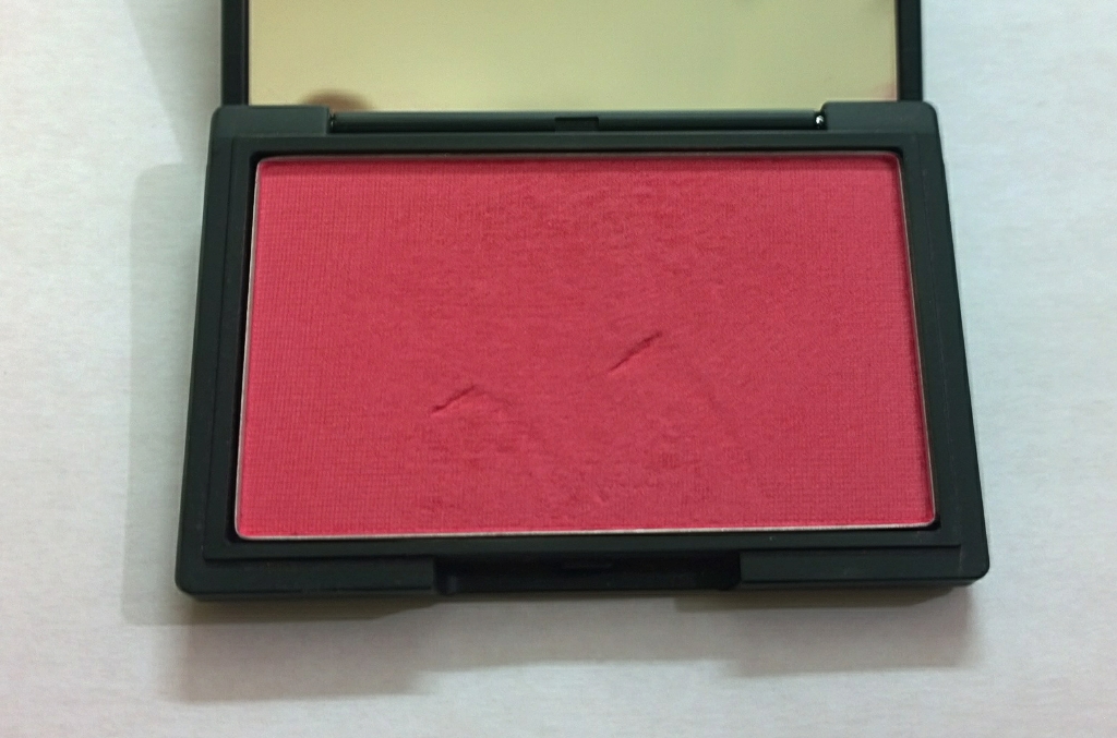 Sleek Makeup Powder Blush in Flamingo - Review & Swatches