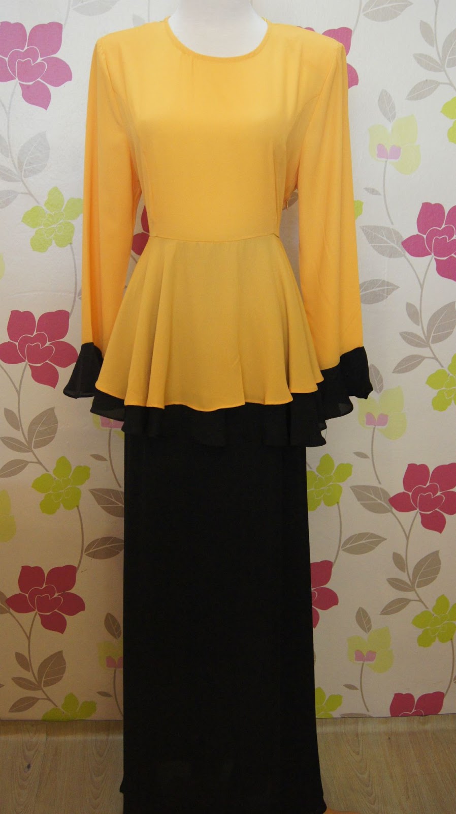 Butik Qaireen: Baju Kurung Peplum Wanita Color Blocking