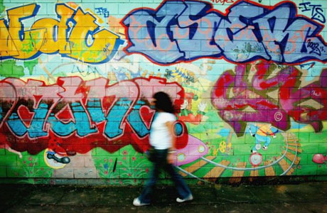 Grafitti: Historia de los graffitis - Tribus Urbanas