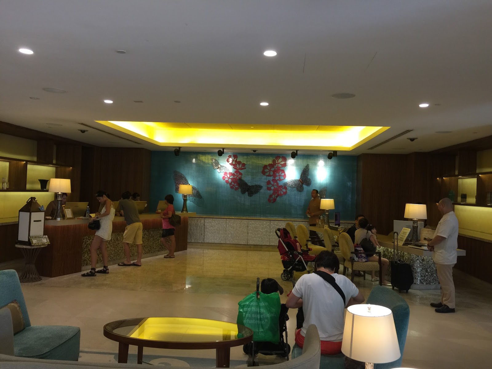 Observe the world: Resort World Sentosa RWS Equarius Hotel