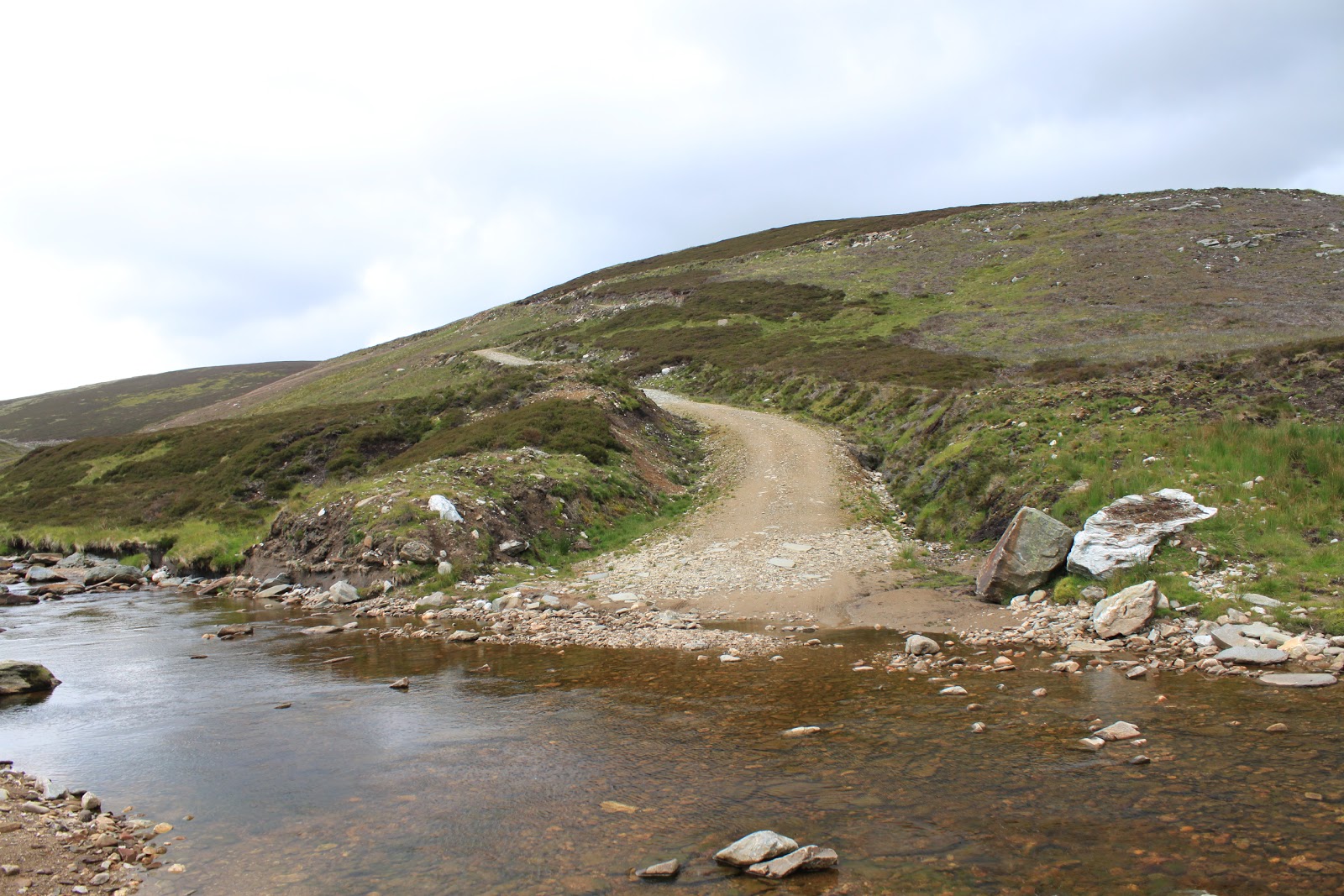 Walking in the North East of Scotland: Glen Lethnot