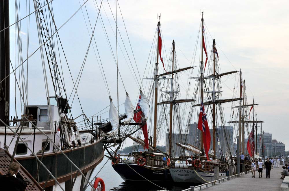 Toronto Grand Prix Tourist - A Toronto Blog: Tall Ship Armada in # ...