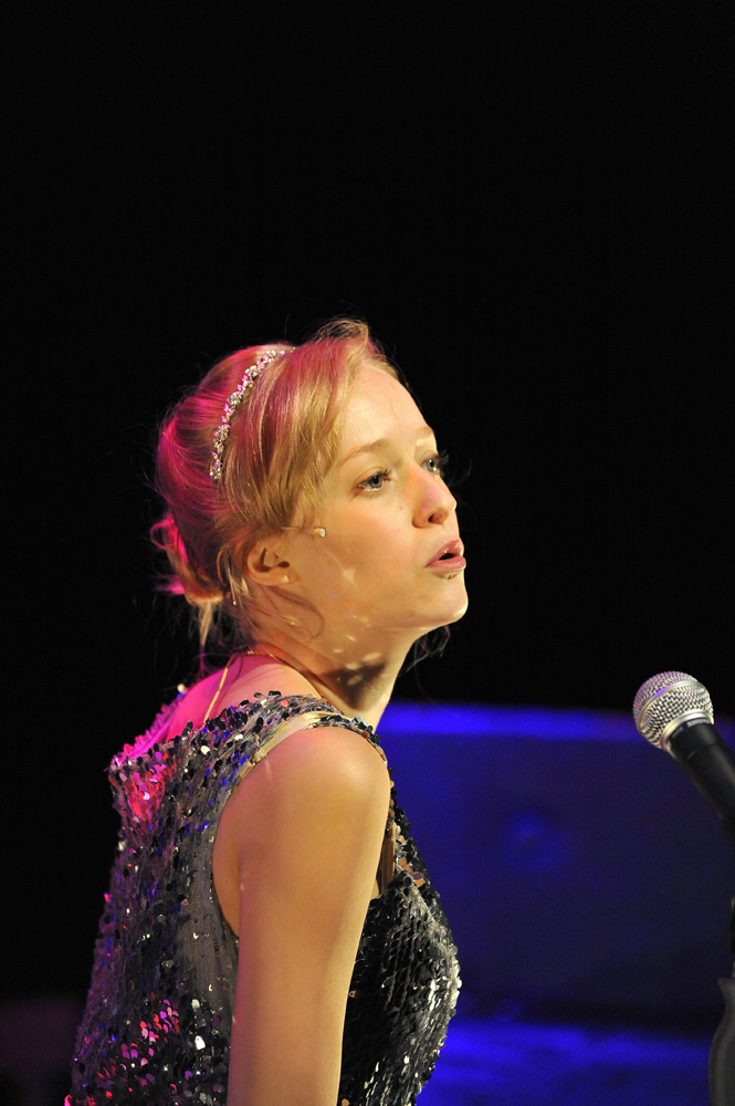 Tipsy Hippo Theatre Reviews: August 2011