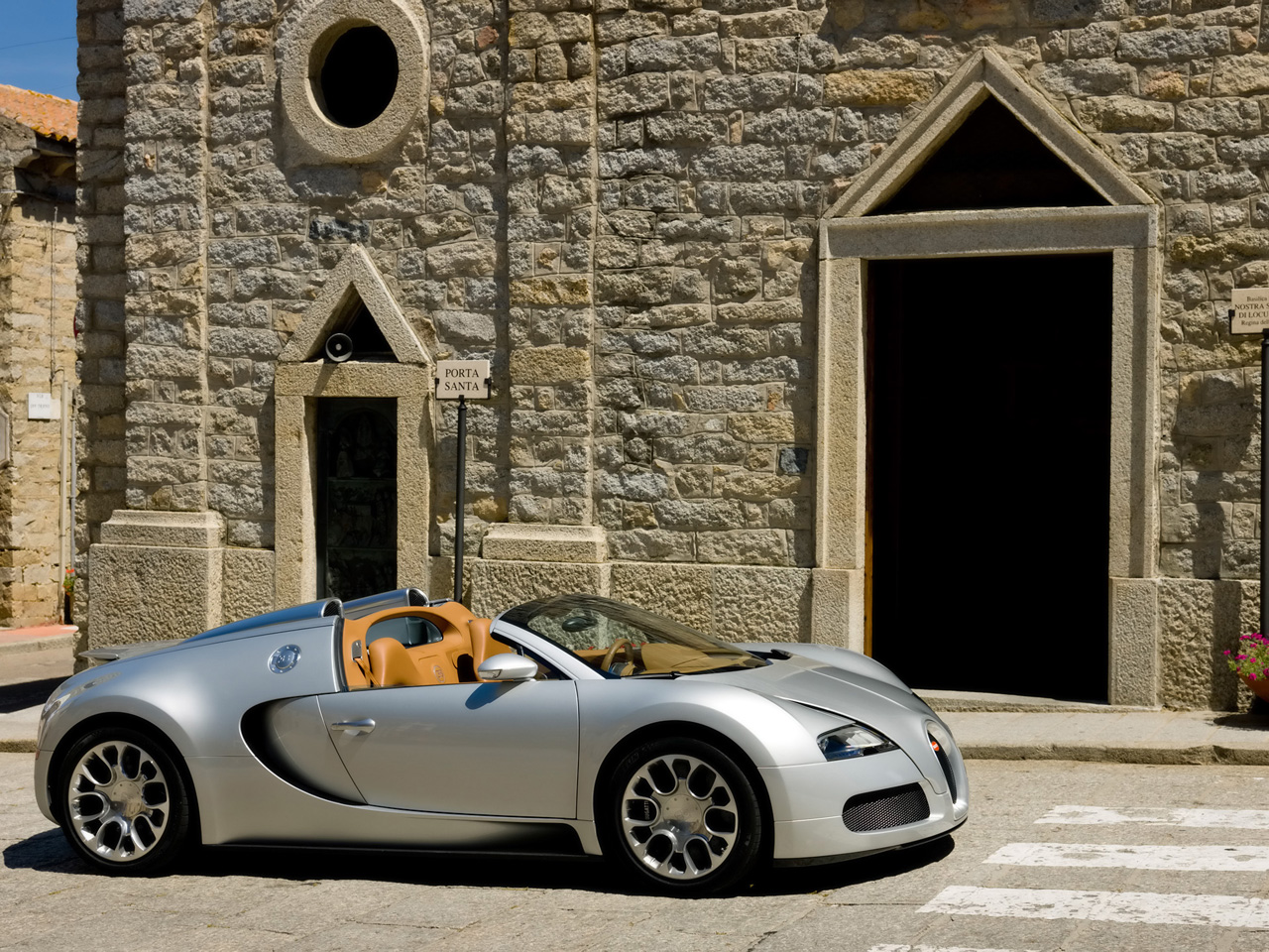 Top 31 Most Beautiful And Fabulous Bugatti Car Wallpapers In HD