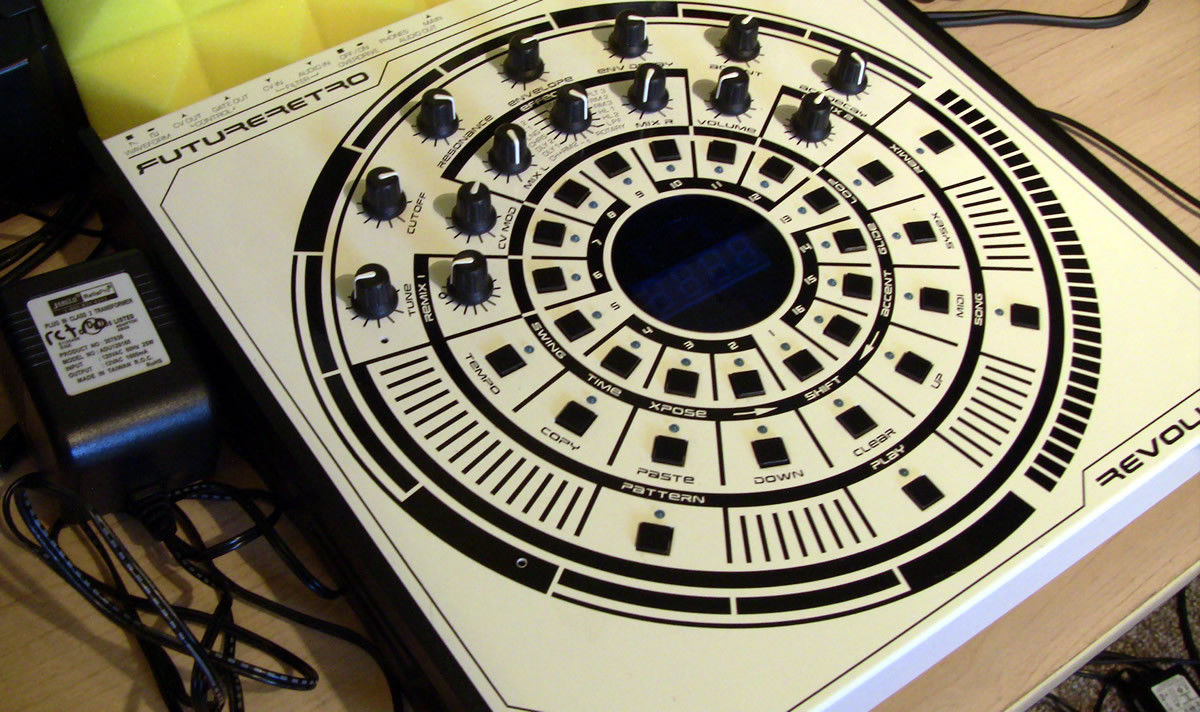 MATRIXSYNTH: Future Retro Revolution Analog Synthesizer