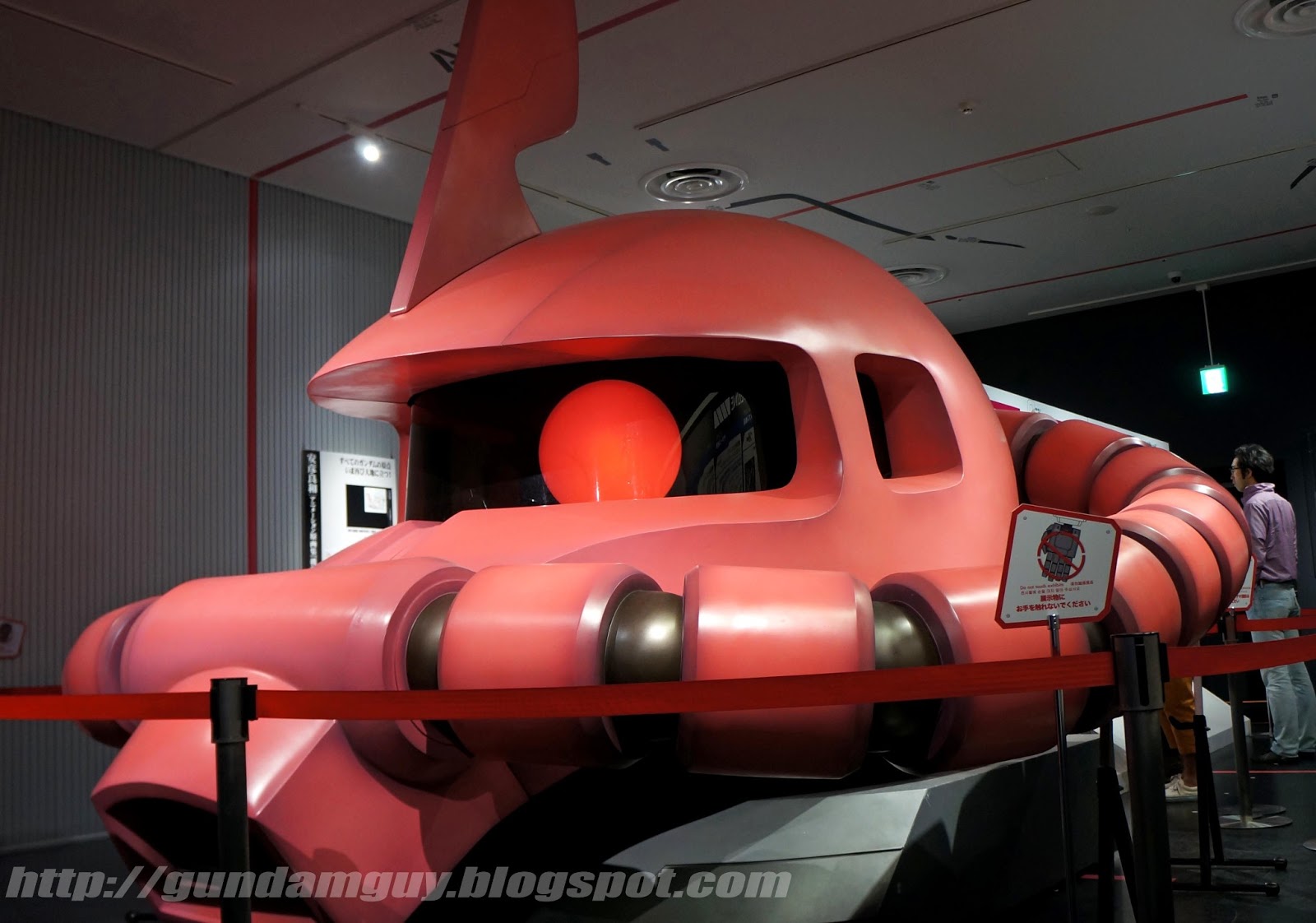 Gundam Meisters: 1/1 Scale Life-size Zaku Head