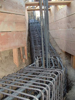 Grade Beam or Spread Footing?