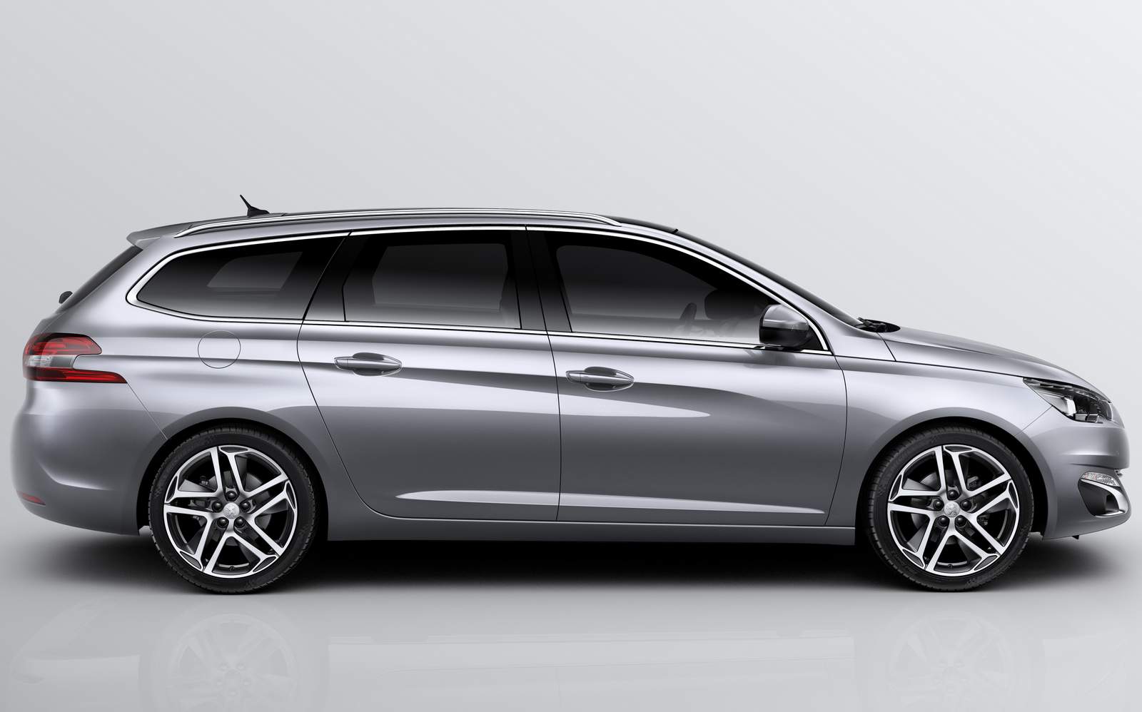 Novo Peugeot 308 SW 2014: fotos oficiais