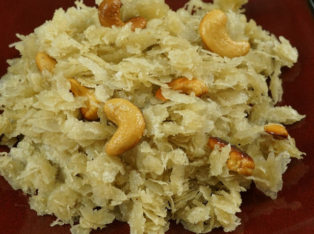 Sweet Aval Recipe / Sweet Poha Recipe | Steffi's Recipes