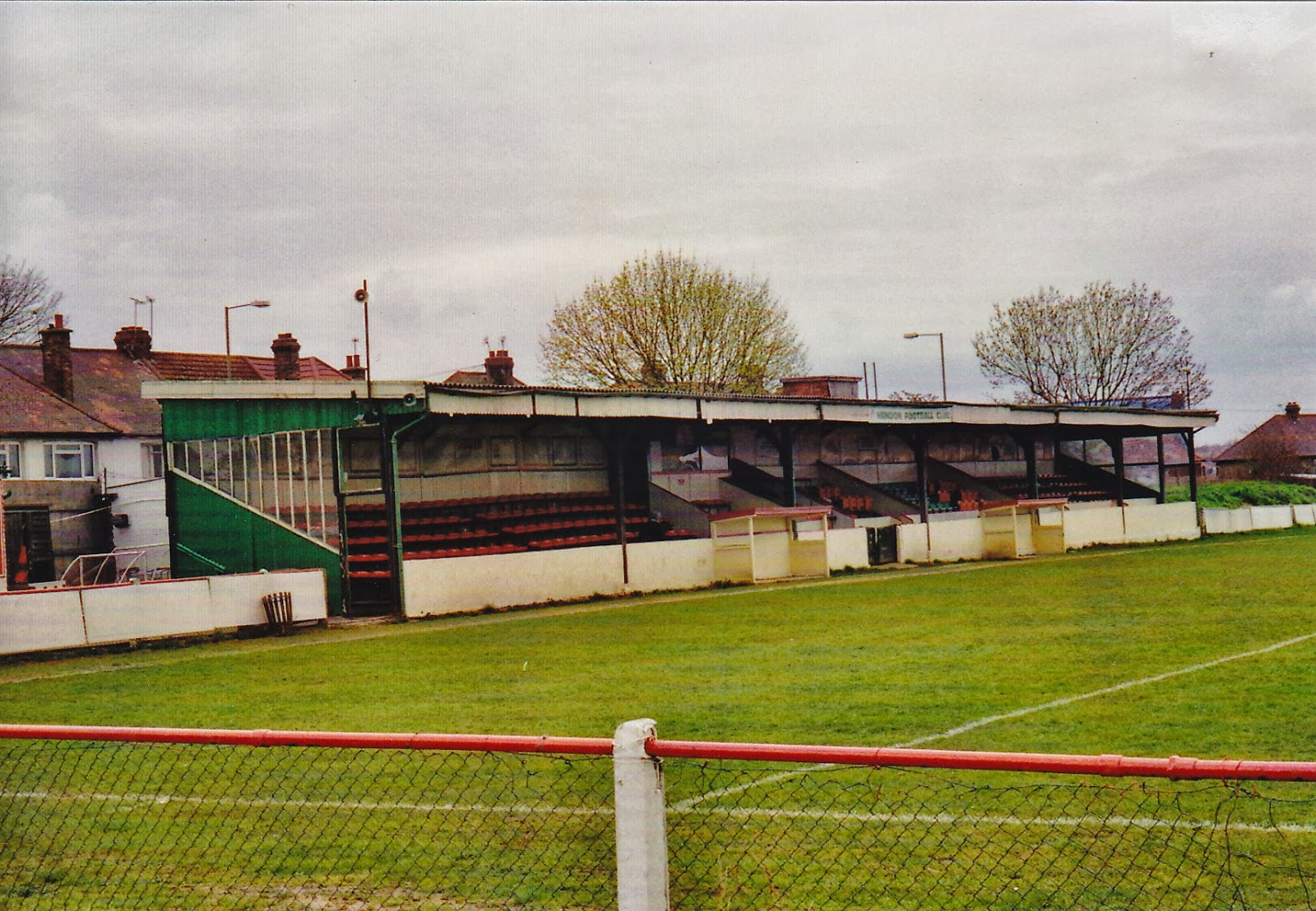 Extreme Football Tourism: ENGLAND: Hendon FC (1926-2009)