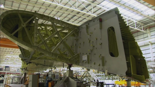 Maybach: A Super Jumbo Wing of A380