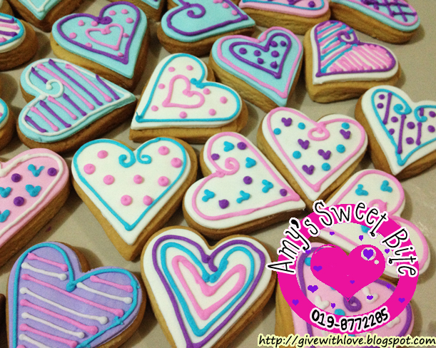 ♥♥ Amy's Sweet Bite ♥♥: Doorgift Cookies - Wedding Anniversary HeartsTheme