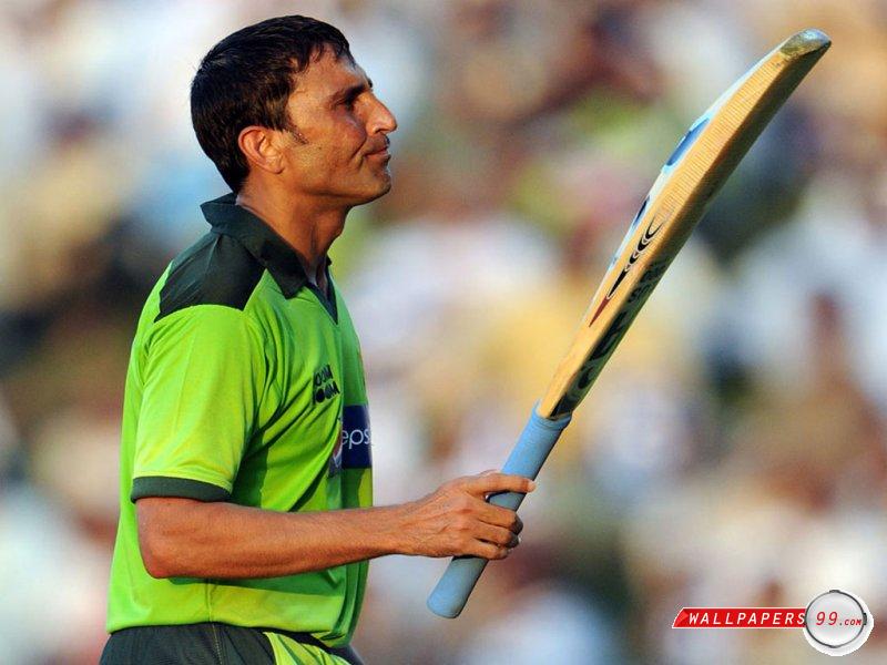 The Cricket Games: Younis Khan Latest Free Wallpapers and HQ Photos