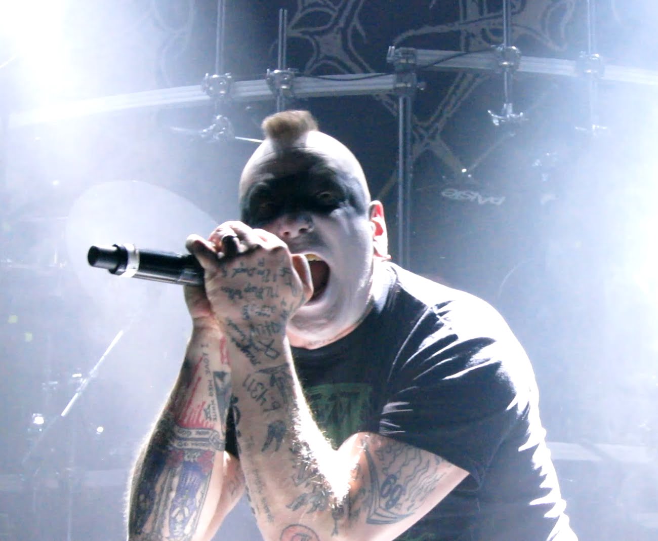 theGUITARaddict: Maniac inferno