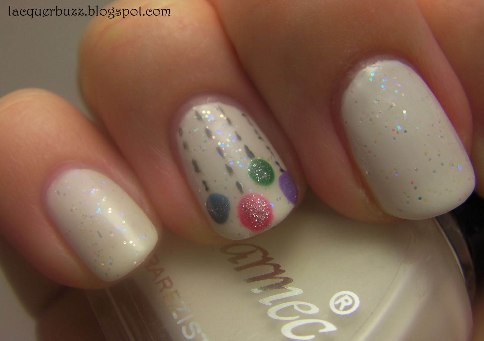 Lacquer Buzz: Festive snow