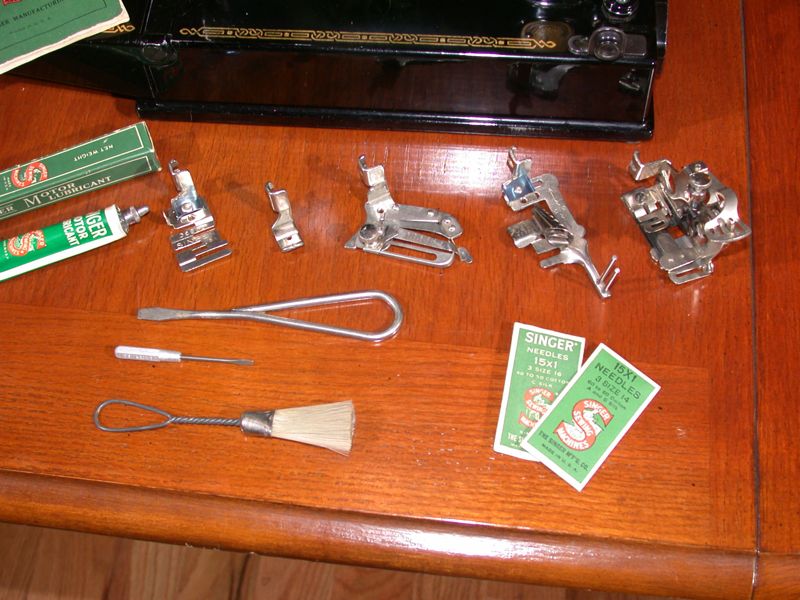 Tempted Threads: Refurbished - Singer 221 Featherweight