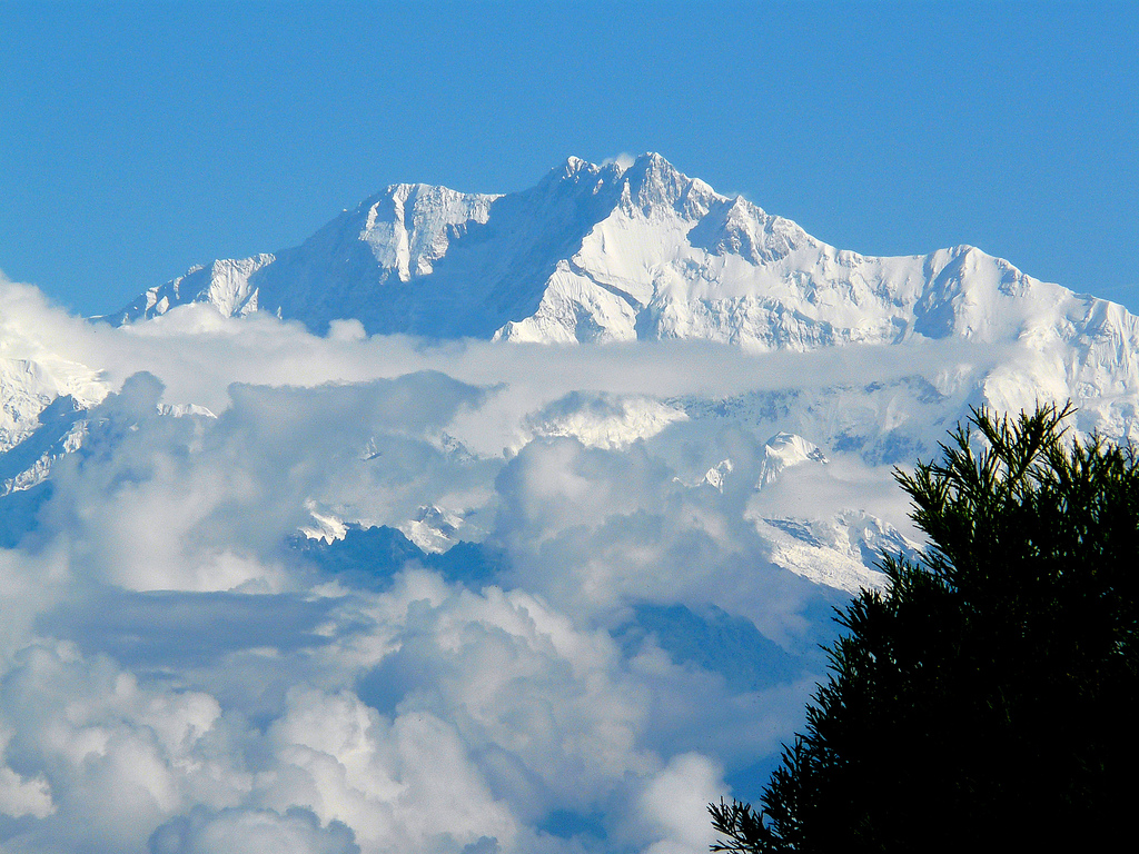 India's Top Most Visiting Place: The Queen of the Hills----Darjeeling