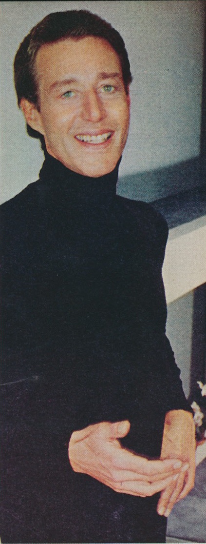 The Peak of Chic®: At Home with Halston