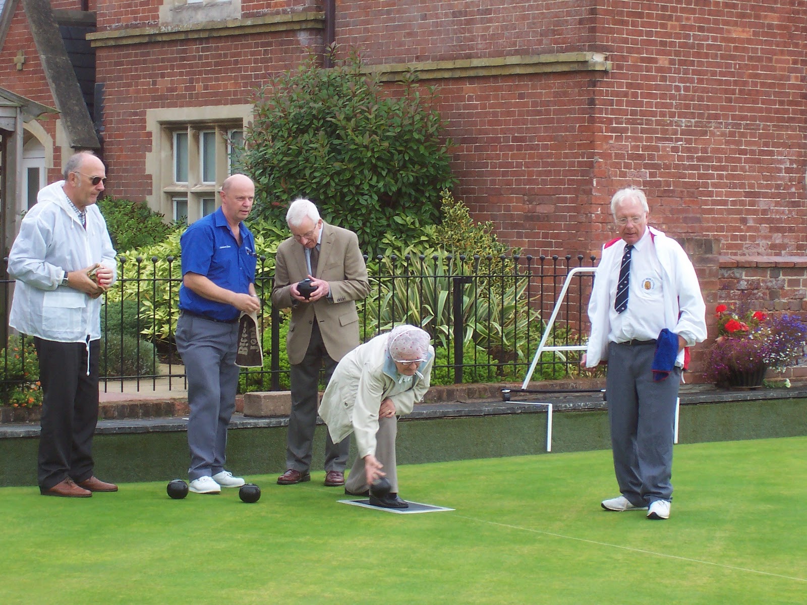 glenkingpr: DEVON IN SIGHT MEMBERS ARE BOWLED OVER!