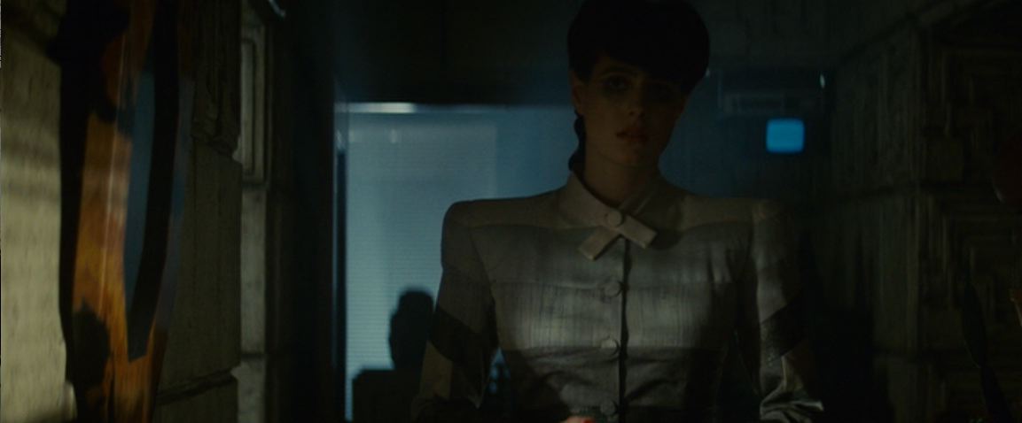 Architecture of Film: Architecture of Blade Runner [1982] Deckard's ...