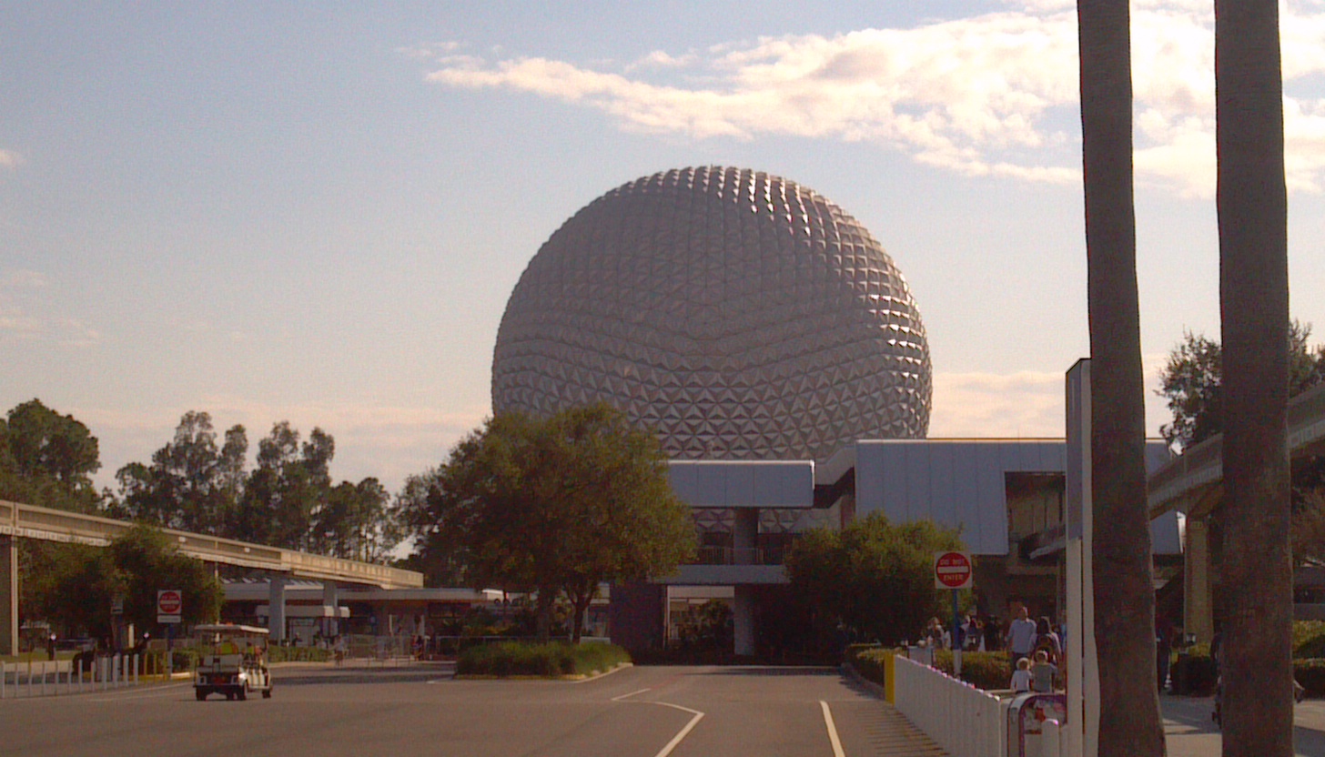 Orlando Area Theme Parks, Attractions, and Eateries: EPCOT Center at ...