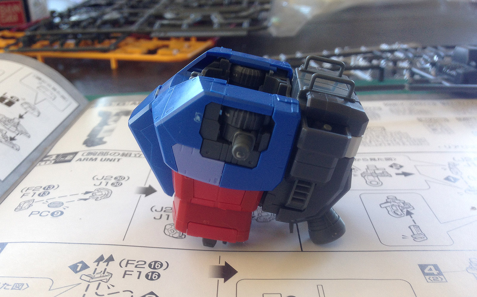 The Infinite Revolution: Gunpla 03: "Head and Shoulders, Knees and Toes..."