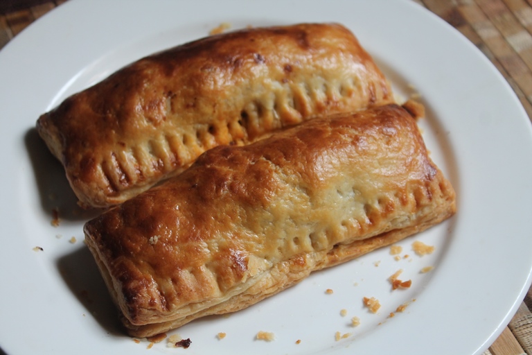 Bakery Style Chicken Puffs Recipe
