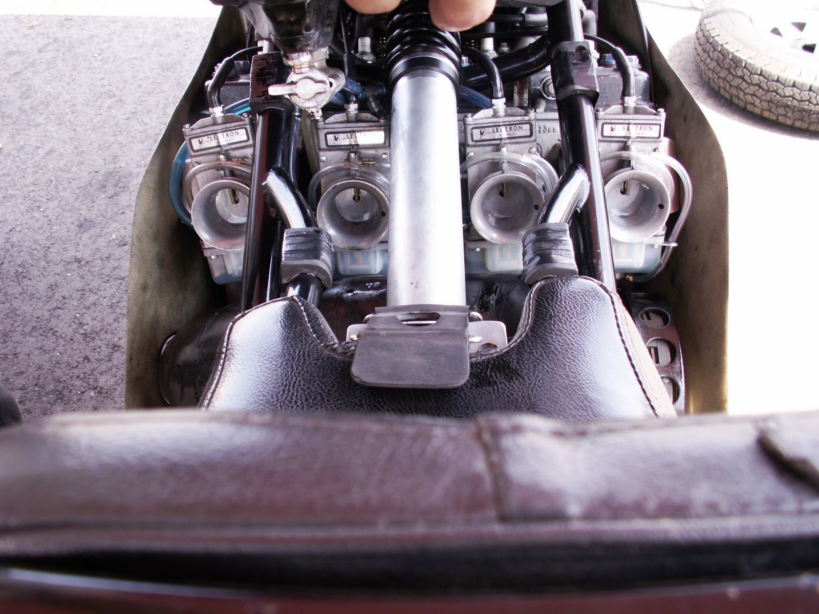 Yamaha TZ750 at Daytona Speedway - Antique Engine